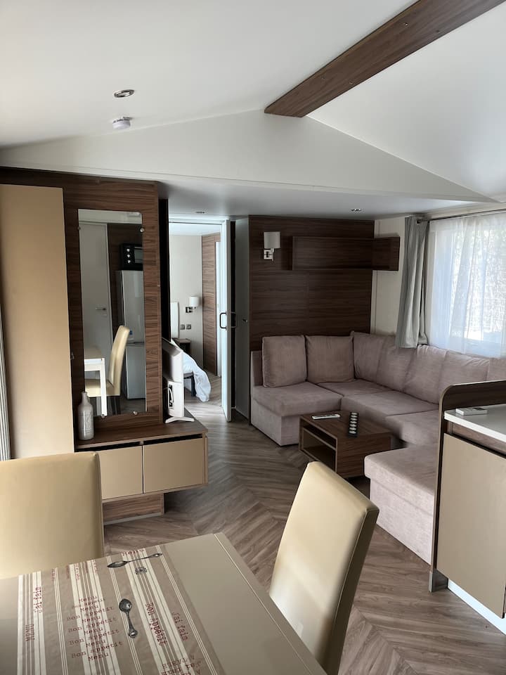 Habitation De Loisir Sur Terrain De 1000m Carré - Pézenas
