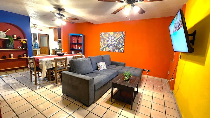 Colorful Downtown 2br/2ba Casita W/ Private Parkng - Cabo San Lucas