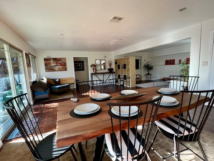 Spacious Guest Suite In Oakland - San Leandro, CA