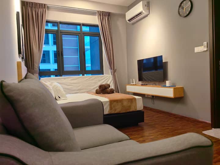 K Avenue Comfort Studio 3 Pax (5 Mins To Airport) - Putatan