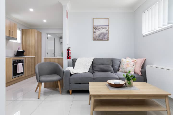 Comfortable Rocklea 1br | Parking & Ac | 339f1 - Brisbane