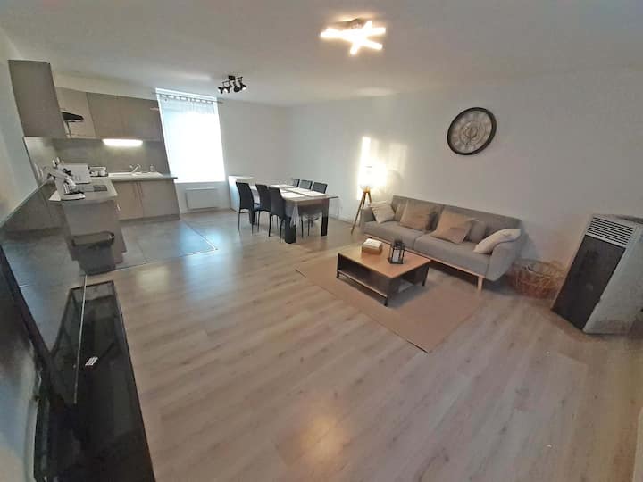 Appartement F3 Lumineux, Confortable Et Agréable - Charleville-Mézières