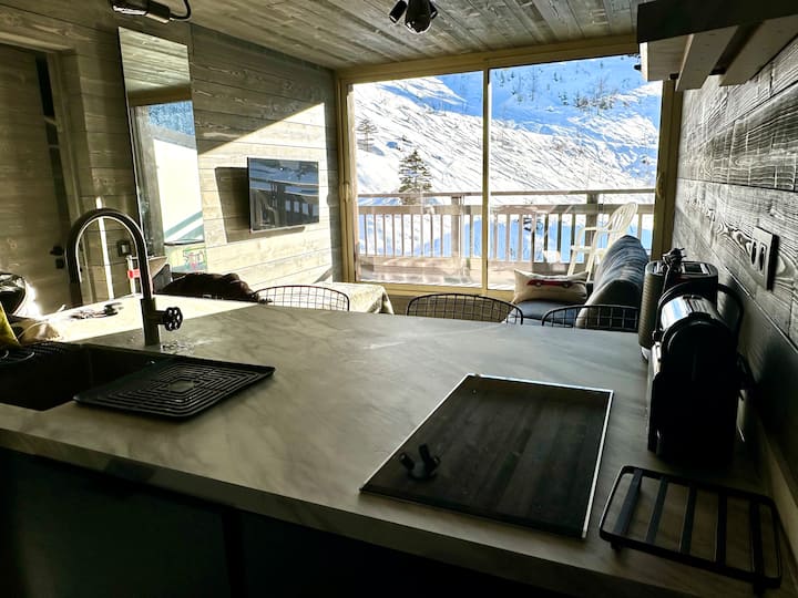 T2 Skis Aux Pieds Entièrm Rénové - Courchevel 1850