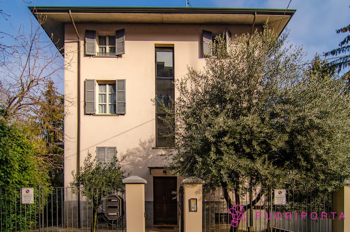 La Rive Gauche Con Posto Auto - Parma