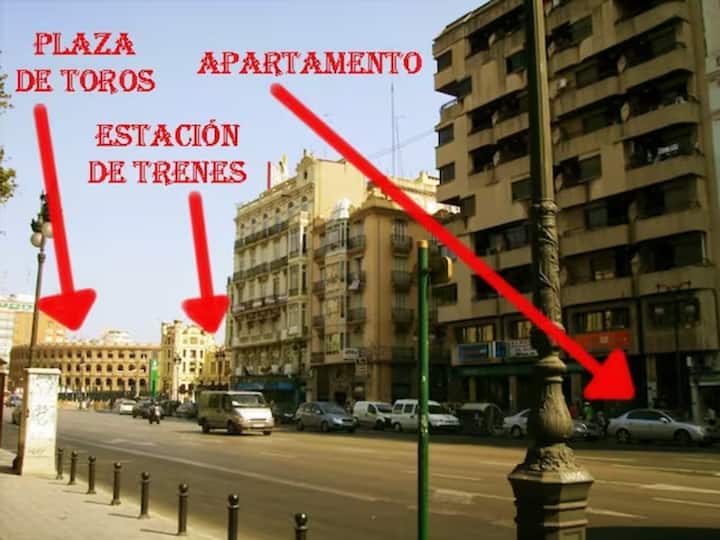Apartamento Céntrico Con Wifi Y Parking - Valencia
