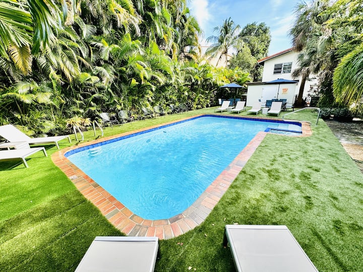 Spacious And Central Studio Apt W/ Shared Pool - Fort Lauderdale, FL
