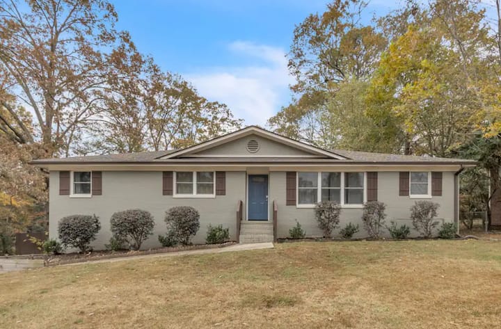 Quiet Pet Friendly Home! - Discovery Island, Simpsonville