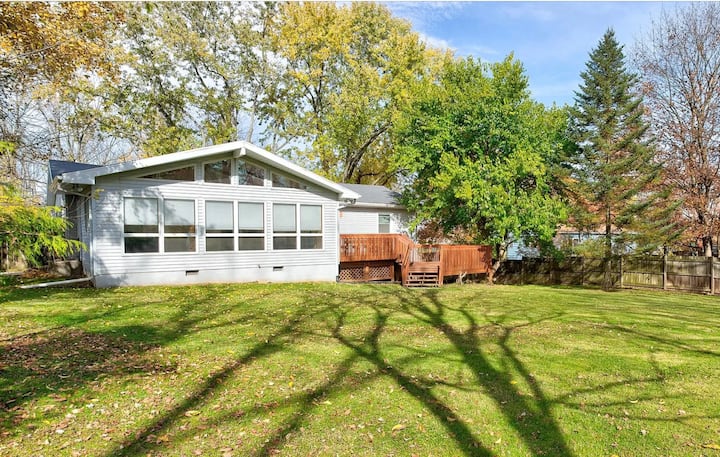 Stylish 4b2.5b Home - Minutes To Campus & Stadium - State College, PA