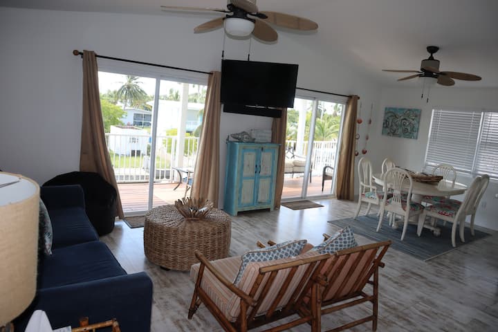 Keys House Canal Front With Dock - Big Pine Key, FL