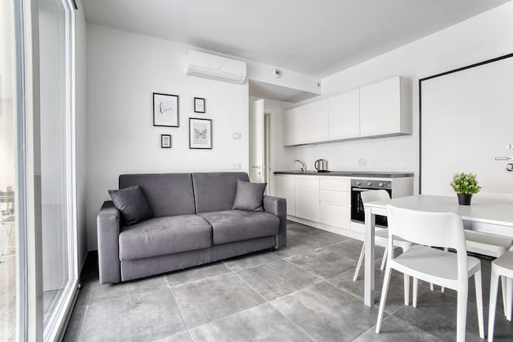 Brand New Apartment With 40m2 Terrace - Solari - Italie