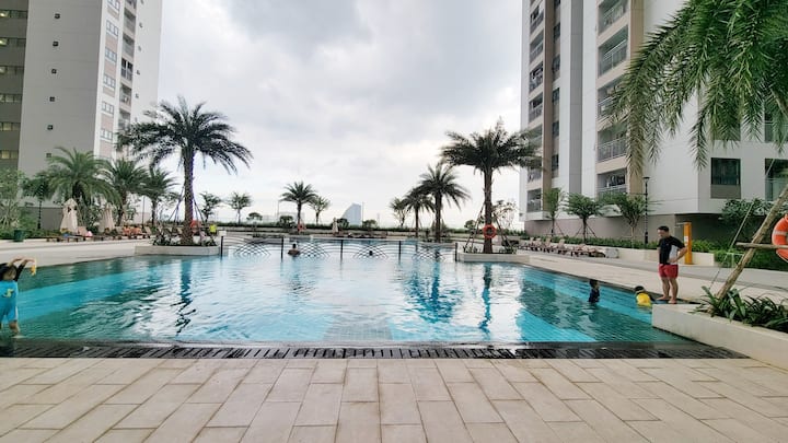 Modern Saigon Riverside 2br Condo District 7|pool - Nhà Bè