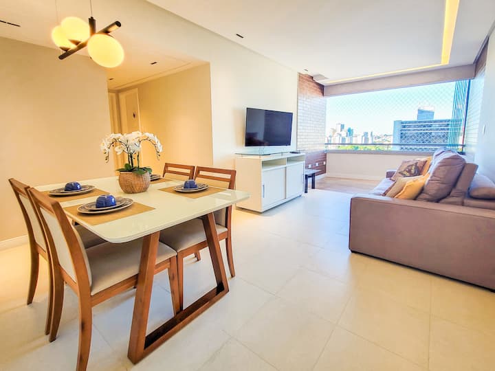 Apê Estiloso Perto Da Orla - Salvador