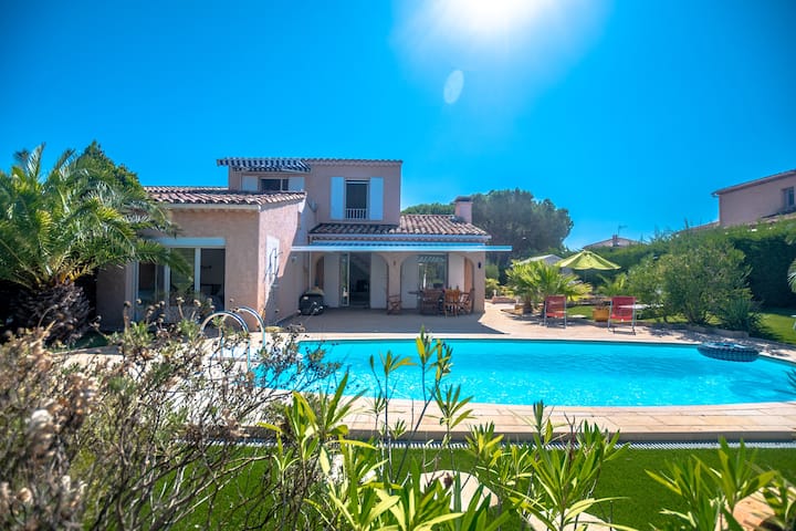 *La Villa Des Saquèdes* Clim, Piscine, Jardin - Sainte-Maxime