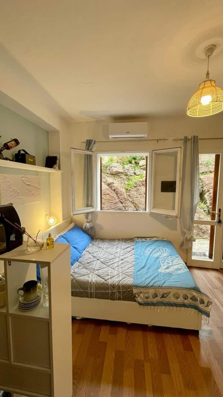 Idyllic Coastal Studio In Calasetta - Calasetta