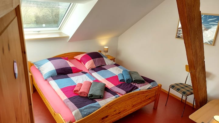 Gästezimmer Nr 5, 1 Doppelbett - Greetsiel