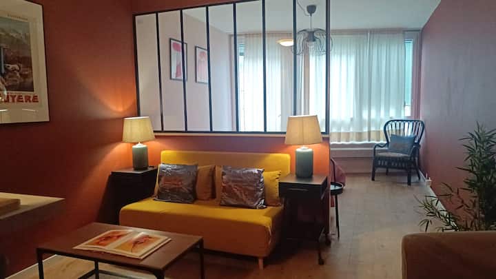 Vintage Studio, 6th Floor, Lake - Geneva