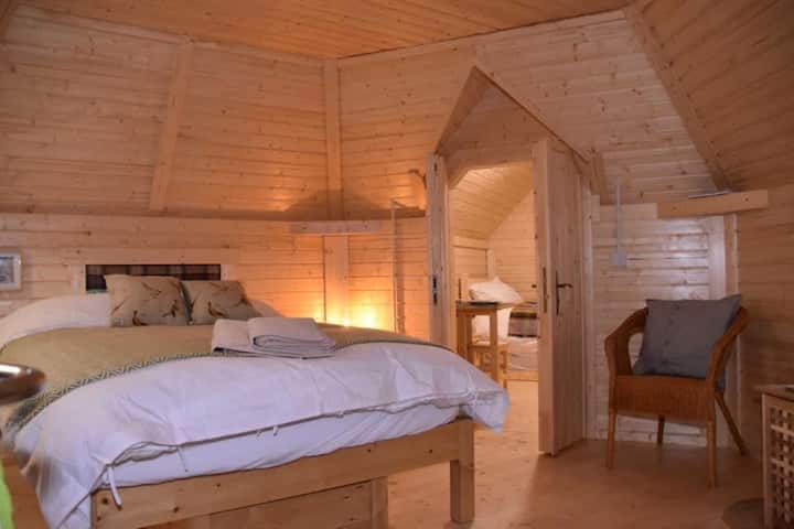 Beekeeper's Bothy - Cairngorms - Aboyne