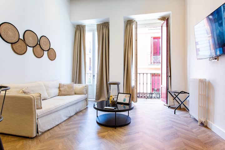 Stylish Design Duplex In Plaza Sol (3) - Madrid