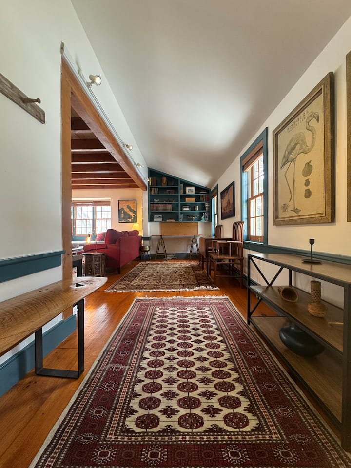 Stay In 18th Century Farmhouse. - 紐霍普