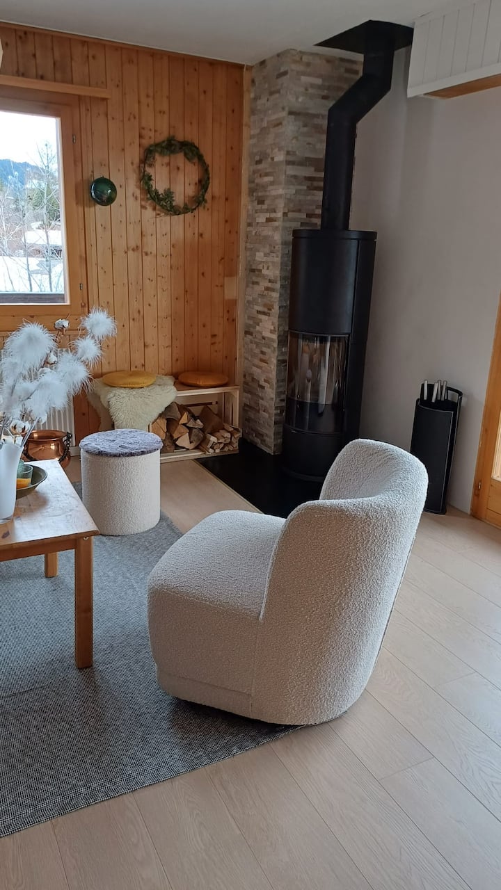 Montagne : Vue-détente-randonnée-ski - Anzère