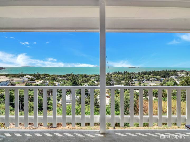 Spectacular Emu Park Get Away! - Emu Park