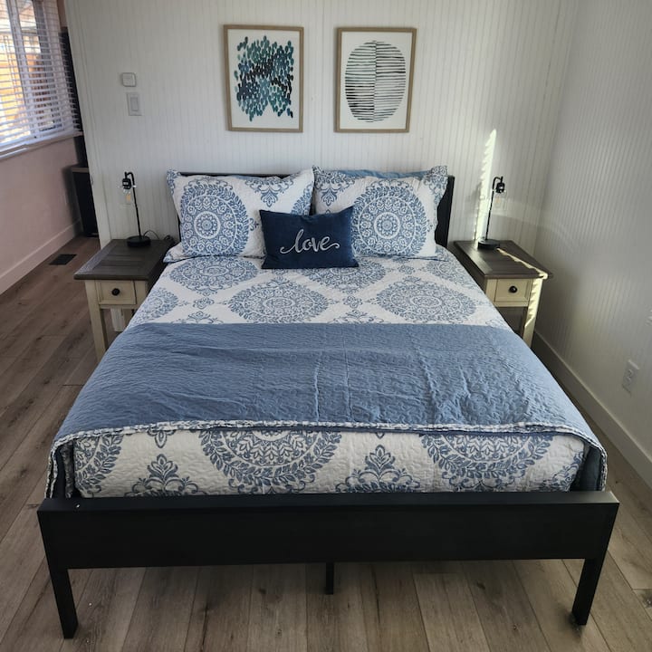 2br Gem: Modern Comfort & Style - Cheyenne