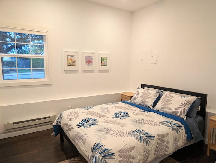 Private 1 Bedroom W/ Natural Light And Patio - Oakland, CA