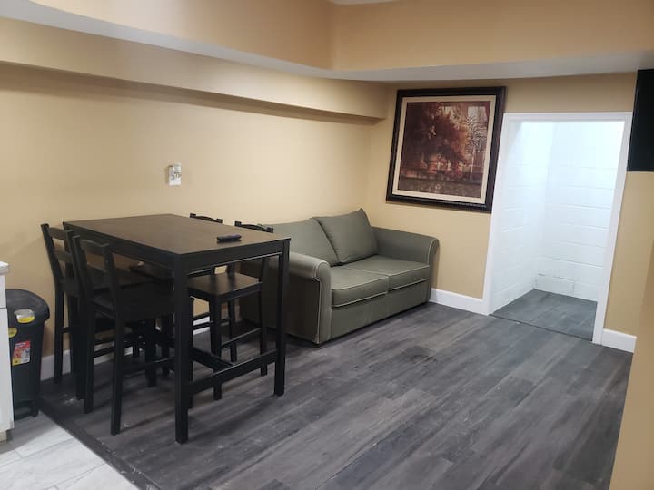 Spacious Basement Apart Near Metro & Washington Dc - Largo, MD