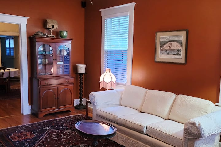 Charming Historic Home (30 Day+) - Savannah, GA