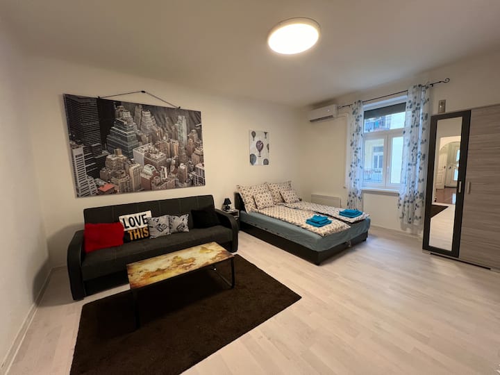 Smith House - Budapest