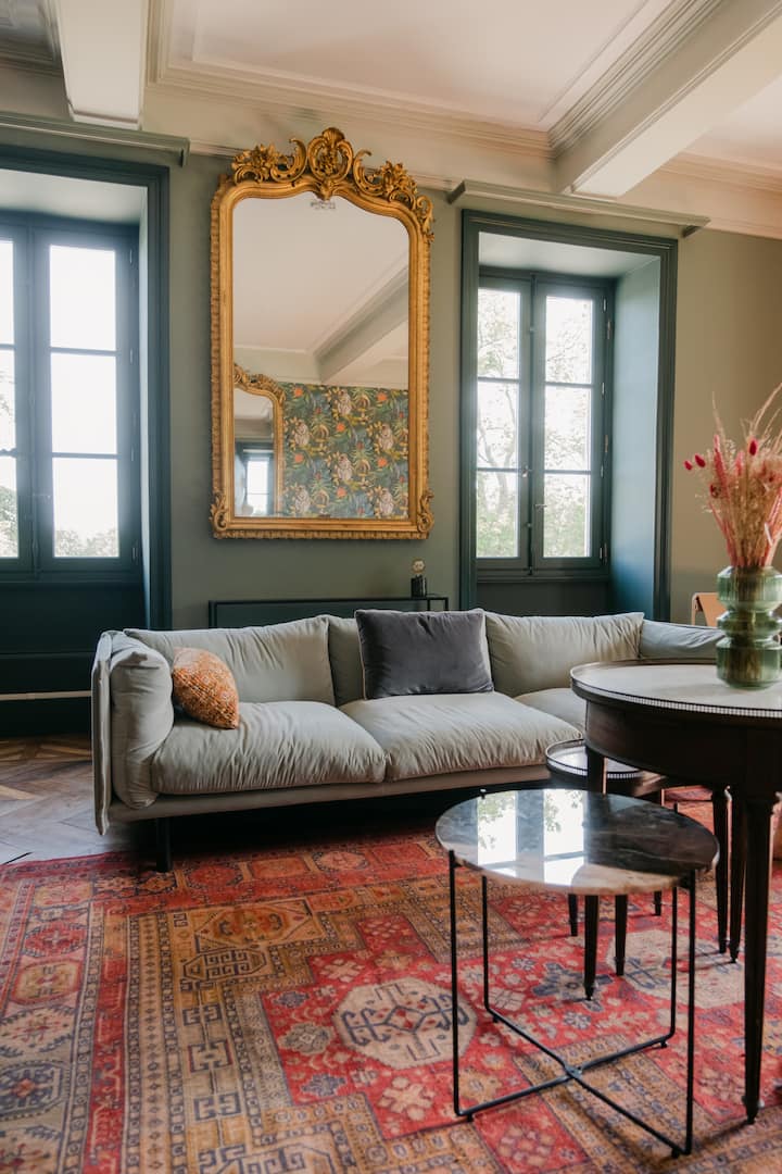 Suite De Tante Mizou
Château De Lemps - Saint-Vallier