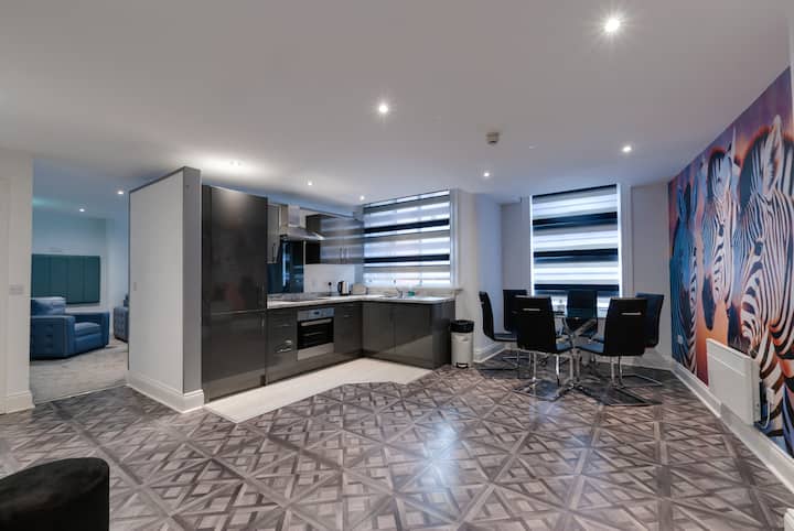 Temple Court Cavern Quarter 2-br City Centre Apt - Liverpool