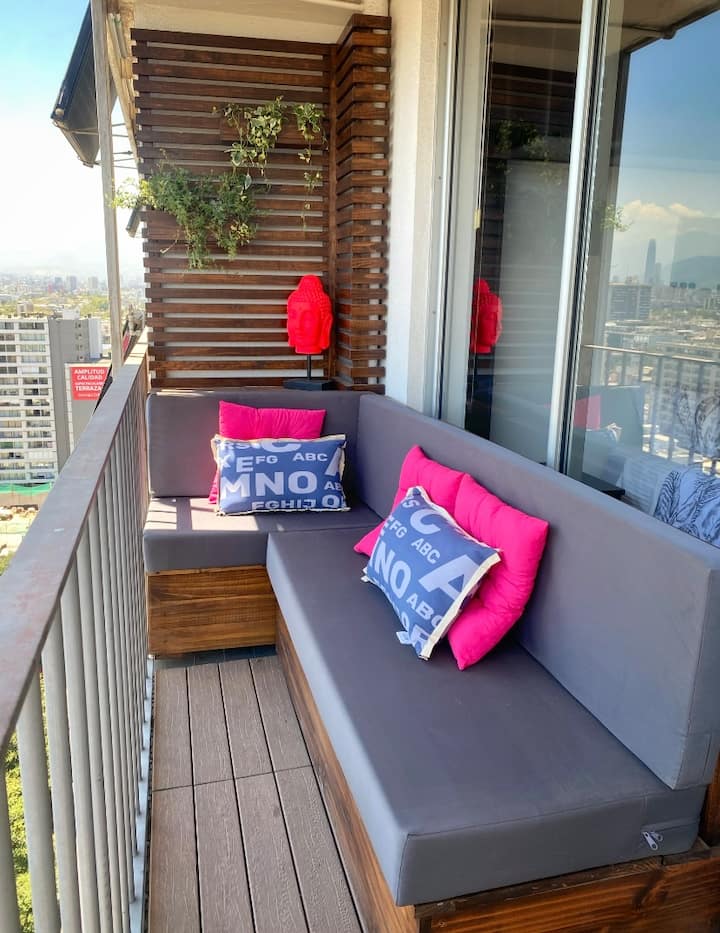 Acogedor Departamento Con Terraza (2004) - Providencia