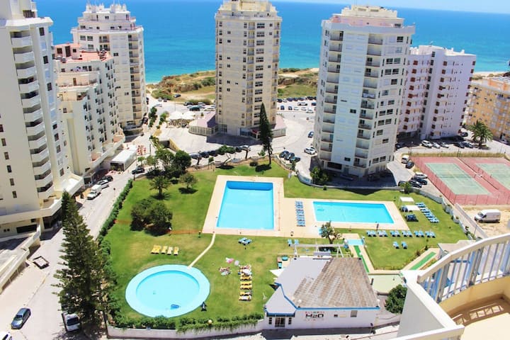 Close To The Beach With Exclusive Sea View - Armação de Pêra
