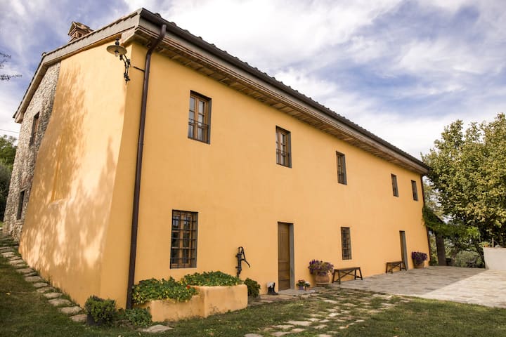 Agriturismo La Romagnana Suite L'oliveta - Pistoia