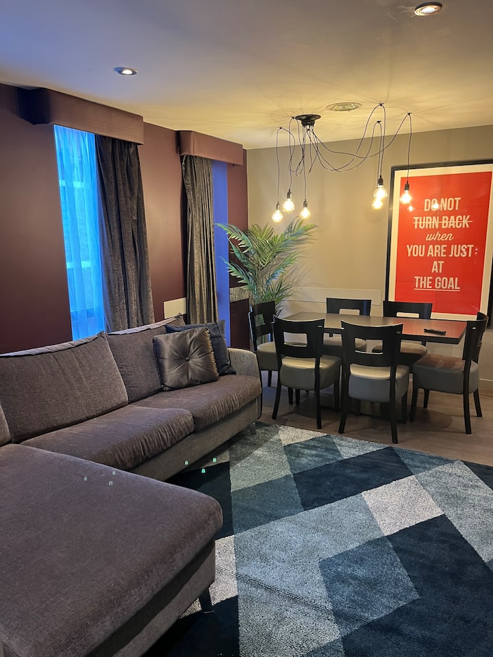 One-bedroom Apartment 36 (Sleeps 5) - Liverpool