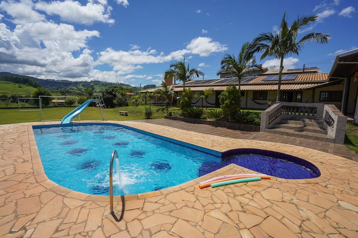 Chácara Das Meninas Com Piscina Climatizada - Socorro