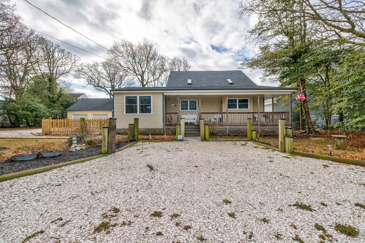 Pet Friendly, Cozy Bayside Home - Cape May, NJ