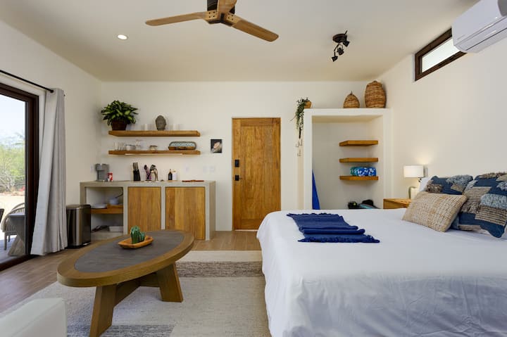 New! Steps From The Beach, In The Center Of Town. - Los Barriles