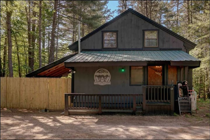 Family Cabin Getaway - North Conway, NH