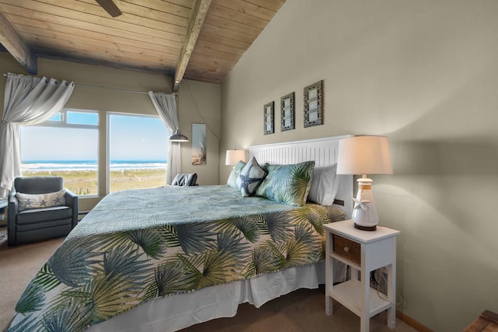 153) The Tides By The Sea - Seaside, OR