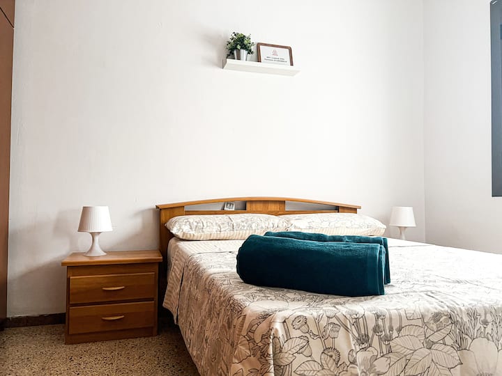 Cozy Room In Bcn - 15 Mins Sagrada Familia - Catalogna