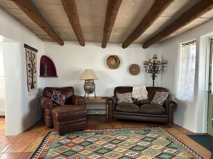 Casa Tres Hombres - Santa Fe, NM