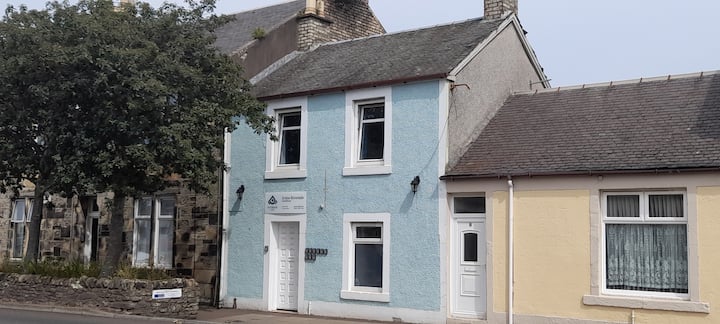 Irvine Riverside Guesthouse - Full House - Prestwick