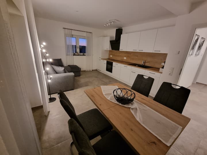 Moderne Wohnung Mit Terrasse - Euskirchen
