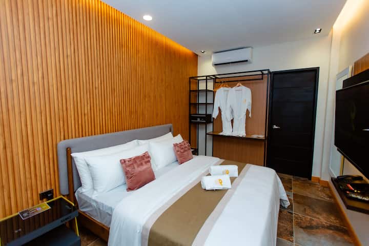 Rockfort Executive Room - Cotabato City
