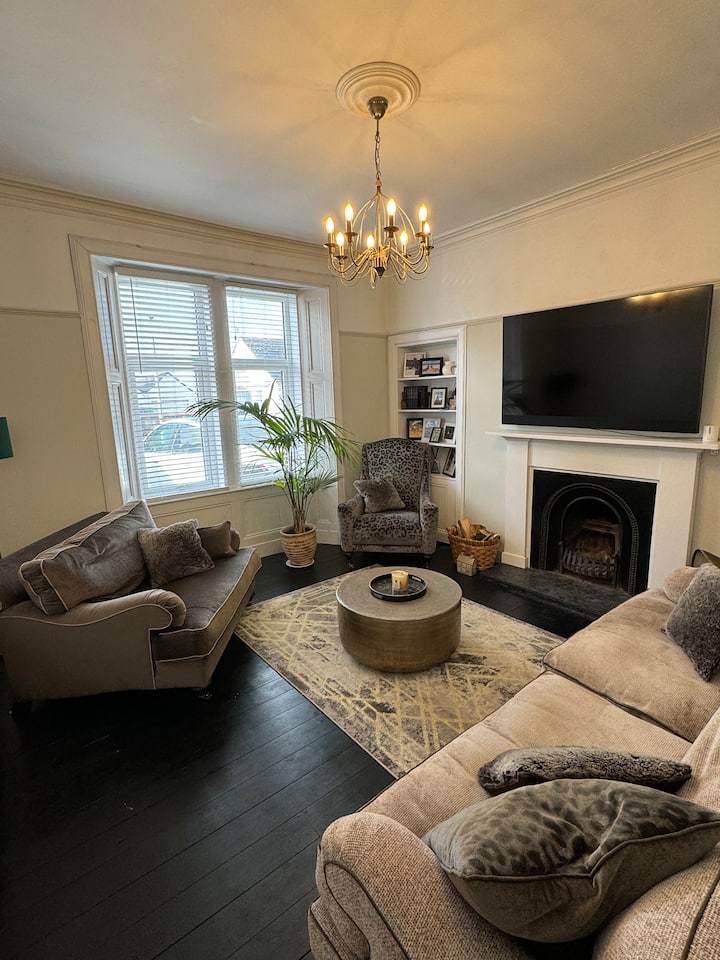 Golf Retreat - Marina Road - 5 Beds - Prestwick