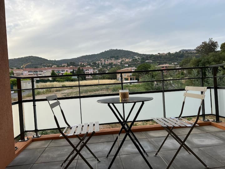 Charmant Appartement à Bormes Les Mimosas. - Le Lavandou