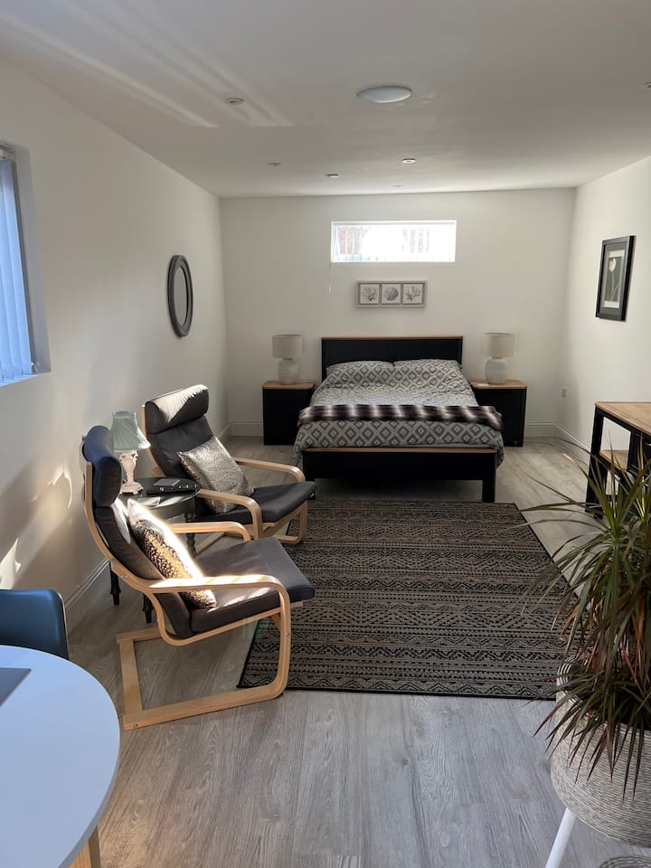 Walton House Accommodation - Weymouth