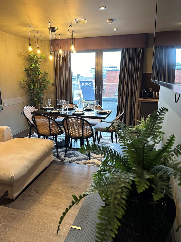Epic Mini Penthouse (38) - Liverpool, UK